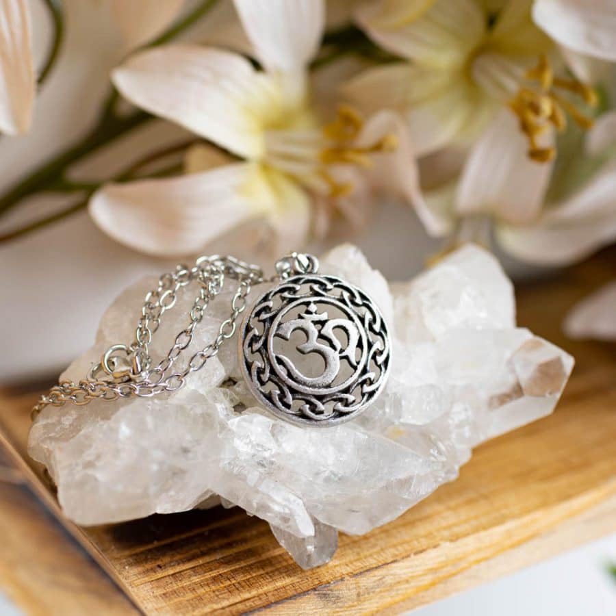 Hindoeïsme Symbool Spotten, Herken de Top 5 Heilige Tekens - Reiki ...