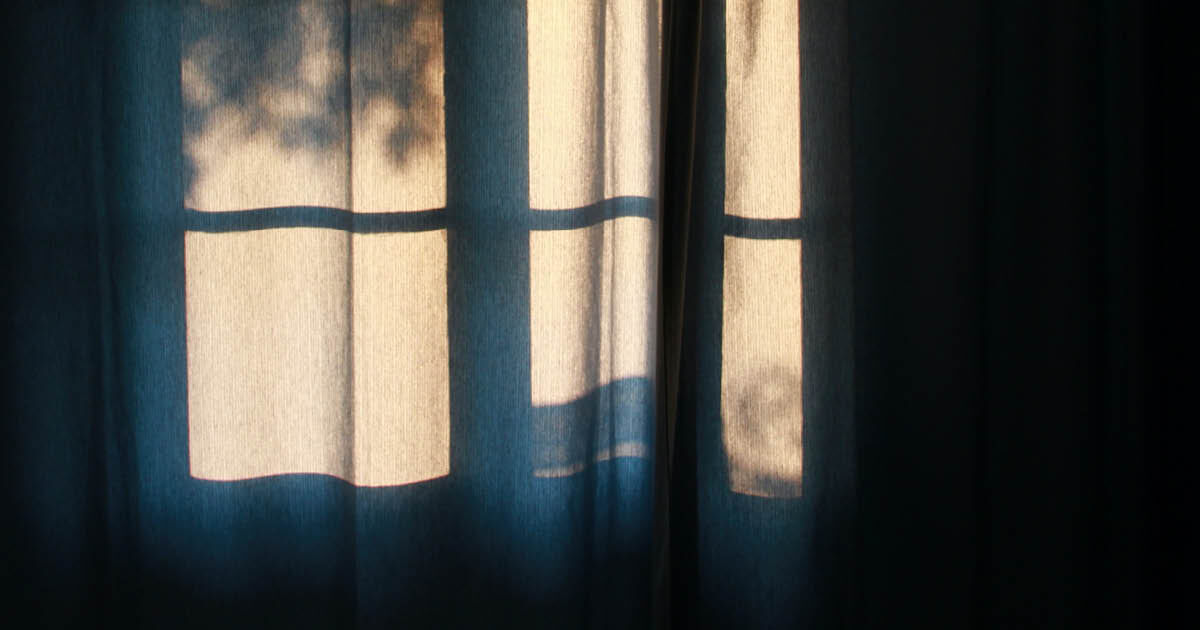 5 makkelijke manieren om ’s avonds tot rust te komen - Reiki Wereldwijd